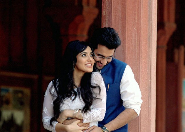 Youngistaan Review The Film Despite Its Efforts