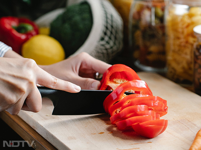 Beginner In The Kitchen? These 5 Cooking Tips Will Make Your Life Easier