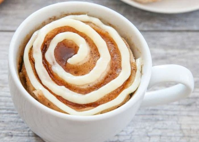 11 Delicious Snacks You Can Cook in a Mug in Minutes