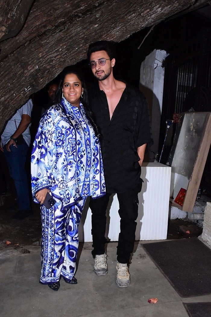 Many Stars Including Salman, Akshay And Sonakshi Attended The Birthday ...