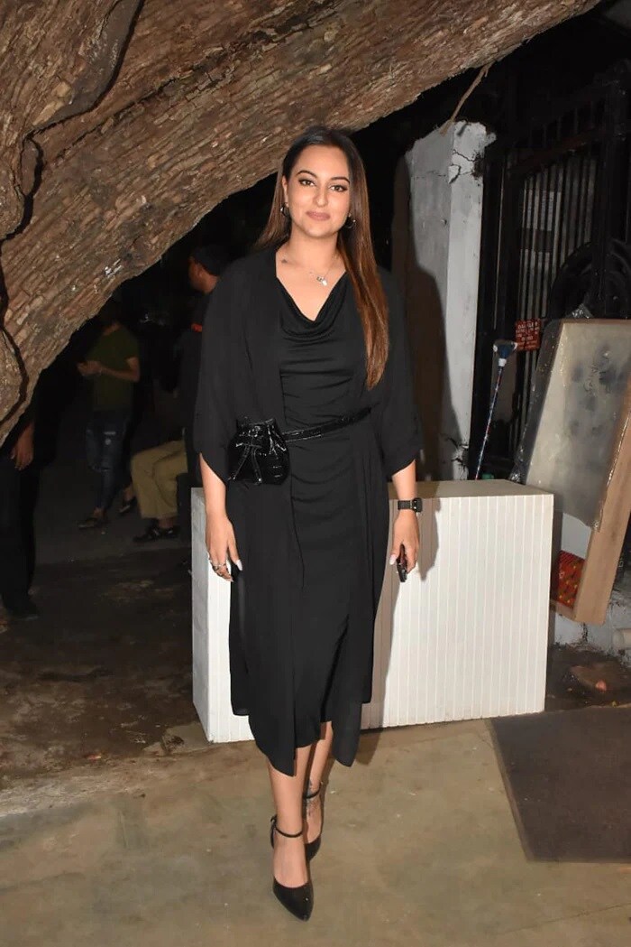 Many Stars Including Salman, Akshay And Sonakshi Attended The Birthday ...