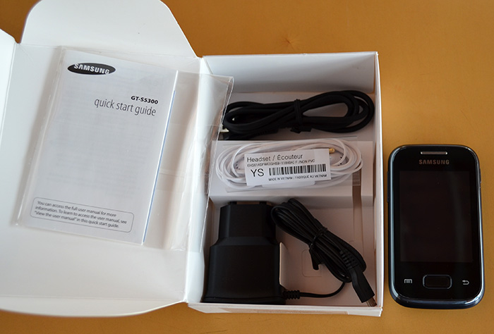 Samsung Galaxy Pocket: First look (Images) | Gadgets 360