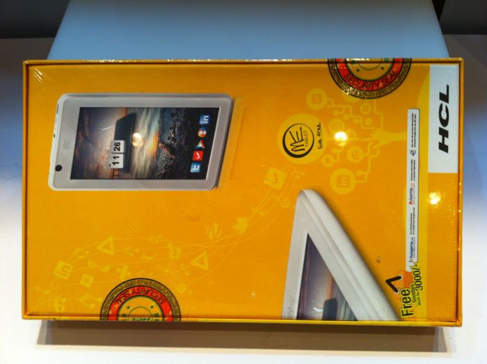 In Pics: HCL Me Tab U1 (Images) | Gadgets 360