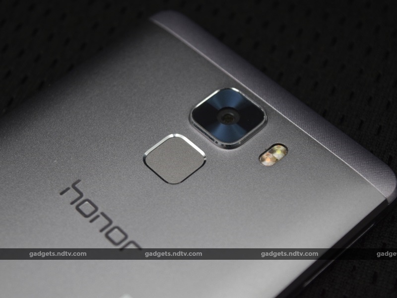 Huawei Honor 7 (Images) | Gadgets 360