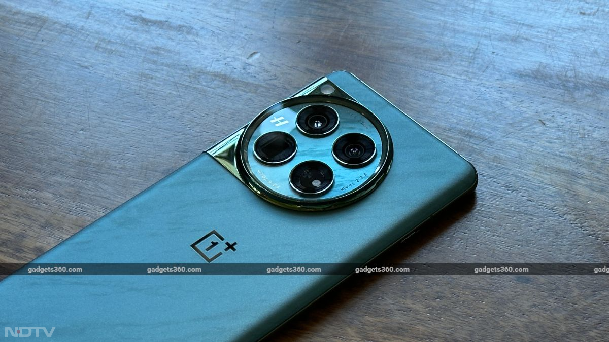 OnePlus 12, OnePlus 12R 5G Debut in India: First Look (Images ...