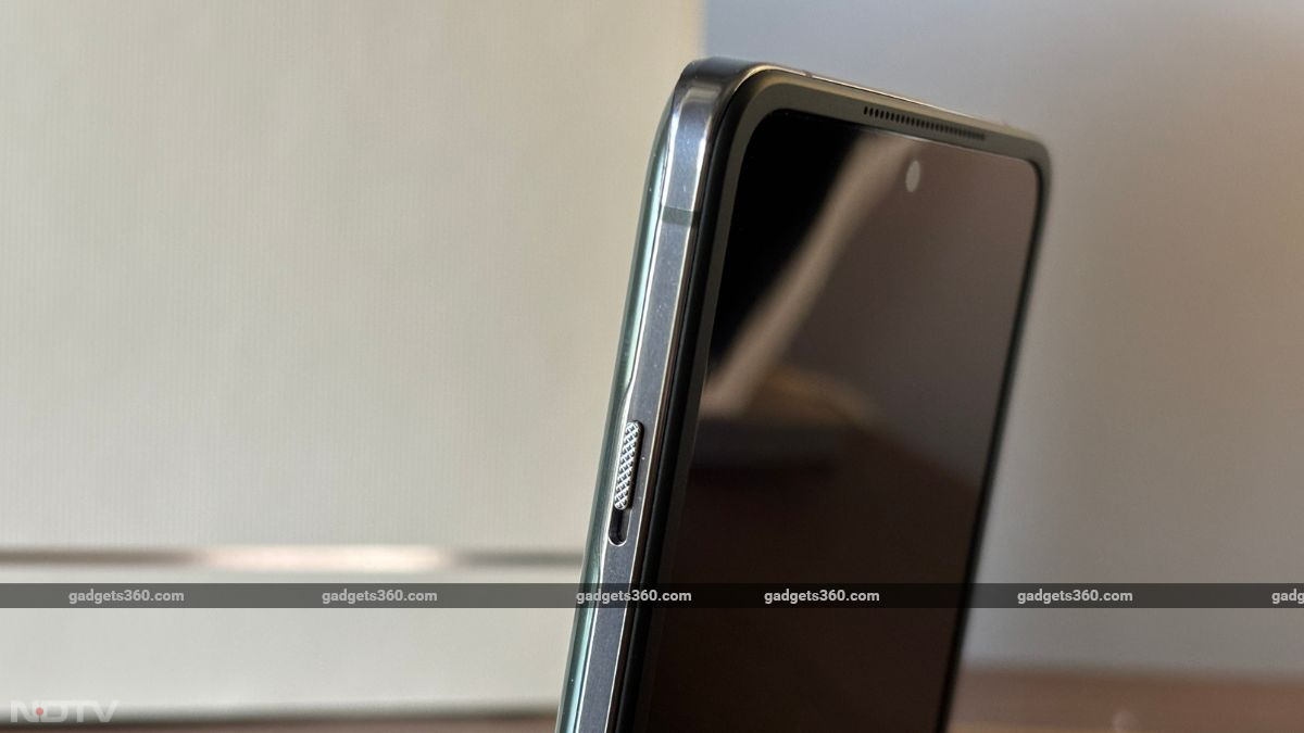 Oppo Find N3 Flip With Triple Rear Cameras Launched in India (Images ...