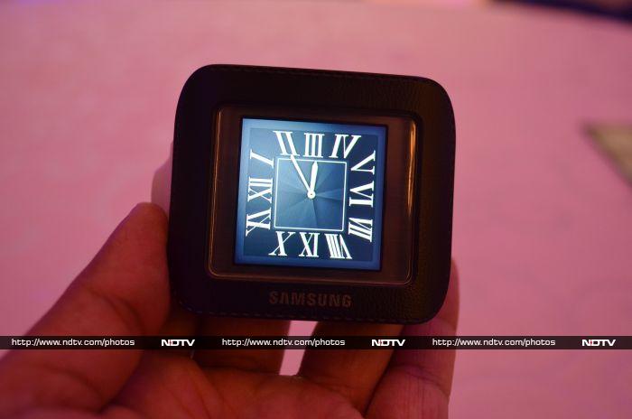 Samsung Galaxy Gear Smartwatch: First Look (Images) | Gadgets 360