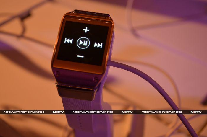 Samsung Galaxy Gear Smartwatch: First Look (Images) | Gadgets 360