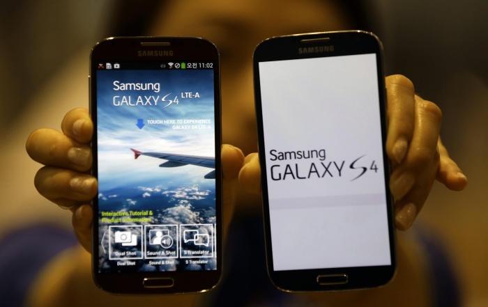 Top 10 smartphones of 2013 (Images) | Gadgets 360