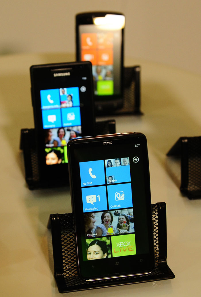 A close look at Windows Phone 7 (Images) | Gadgets 360