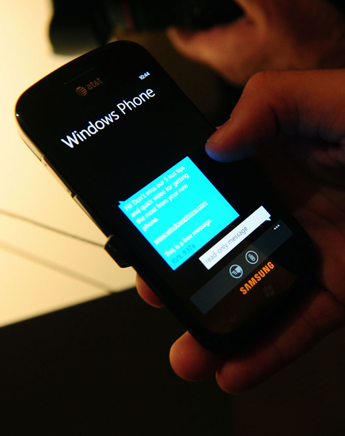 A close look at Windows Phone 7 (Images) | Gadgets 360