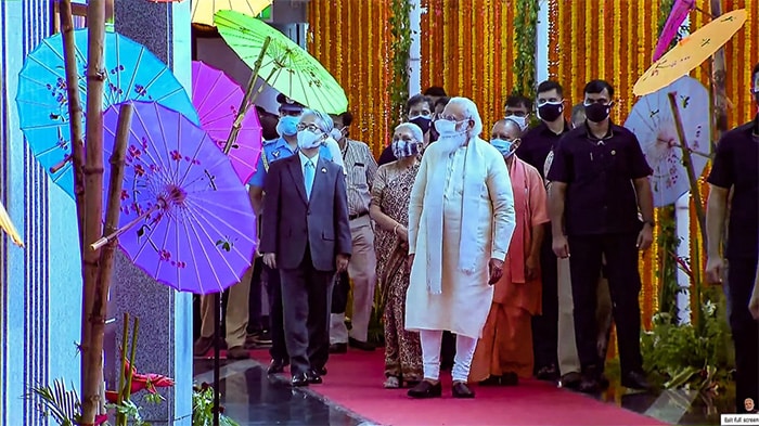 PM Modi Inaugurates Convention Center Rudraksh In Varanasi, See ...
