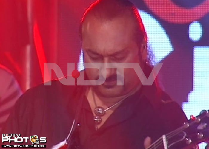 KK, Leslie galvanize Coke Studio for the Telethon