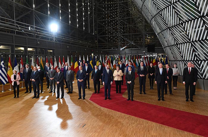 Photographs Of The Day