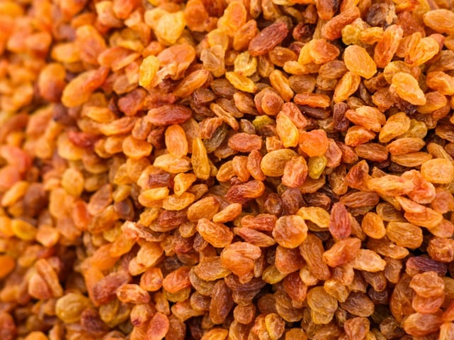 रात में सोने से पहले किशमिश खाने के फायदे | raat ko sone se pehle ...