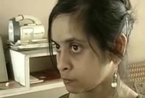 Handicapped Women Off Loaded - विकलांग महिला को प्लेन से उतार दिया