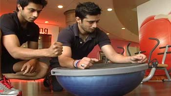 Exploring the Bosu Ball workout | Sports Video / Photo Gallery