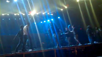 Angry fans trash Metallica concert