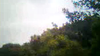 Surfer video shows the strong effect of Cyclone Nilam
