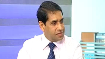 Direction of rupee to depend on flow of funds: Ashish Parthasarthy