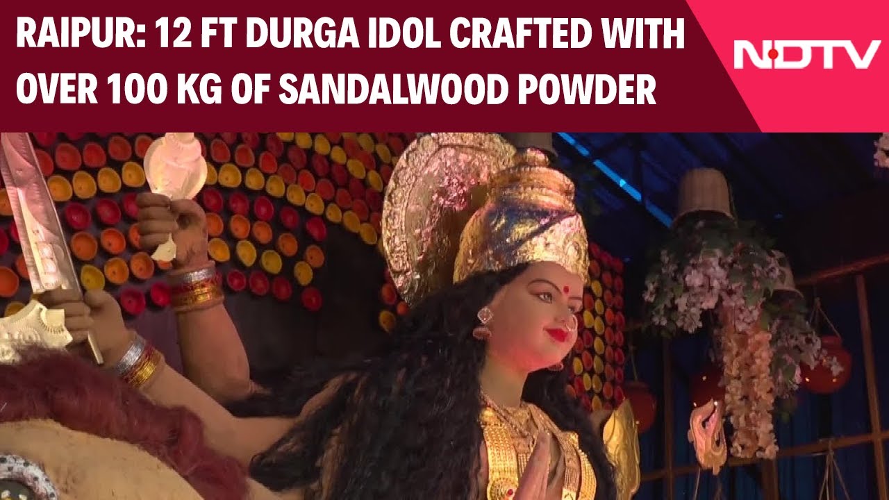 A Unique 12-Foot Durga Idol Crafted With Over 100 Kg Of Sandalwood ...