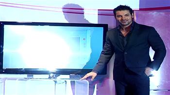 John stocks up home appliances for Bips!