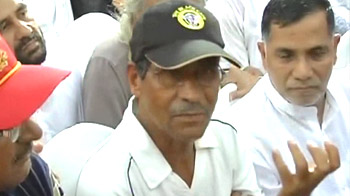 Kasab should live: 26/11 martyr's father